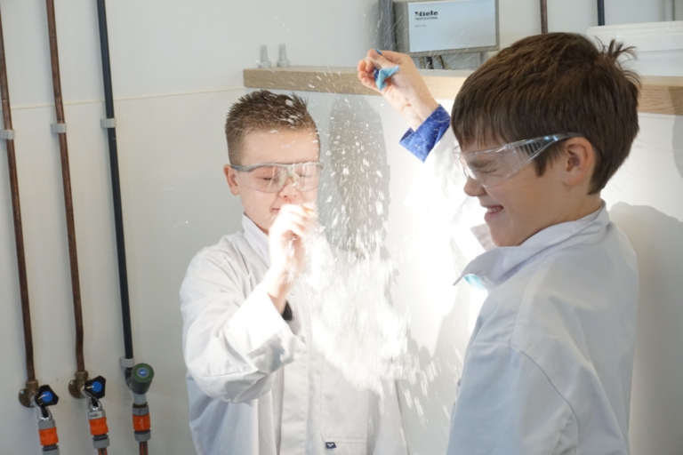 [Young Wetsus] Over ons - Wetsus